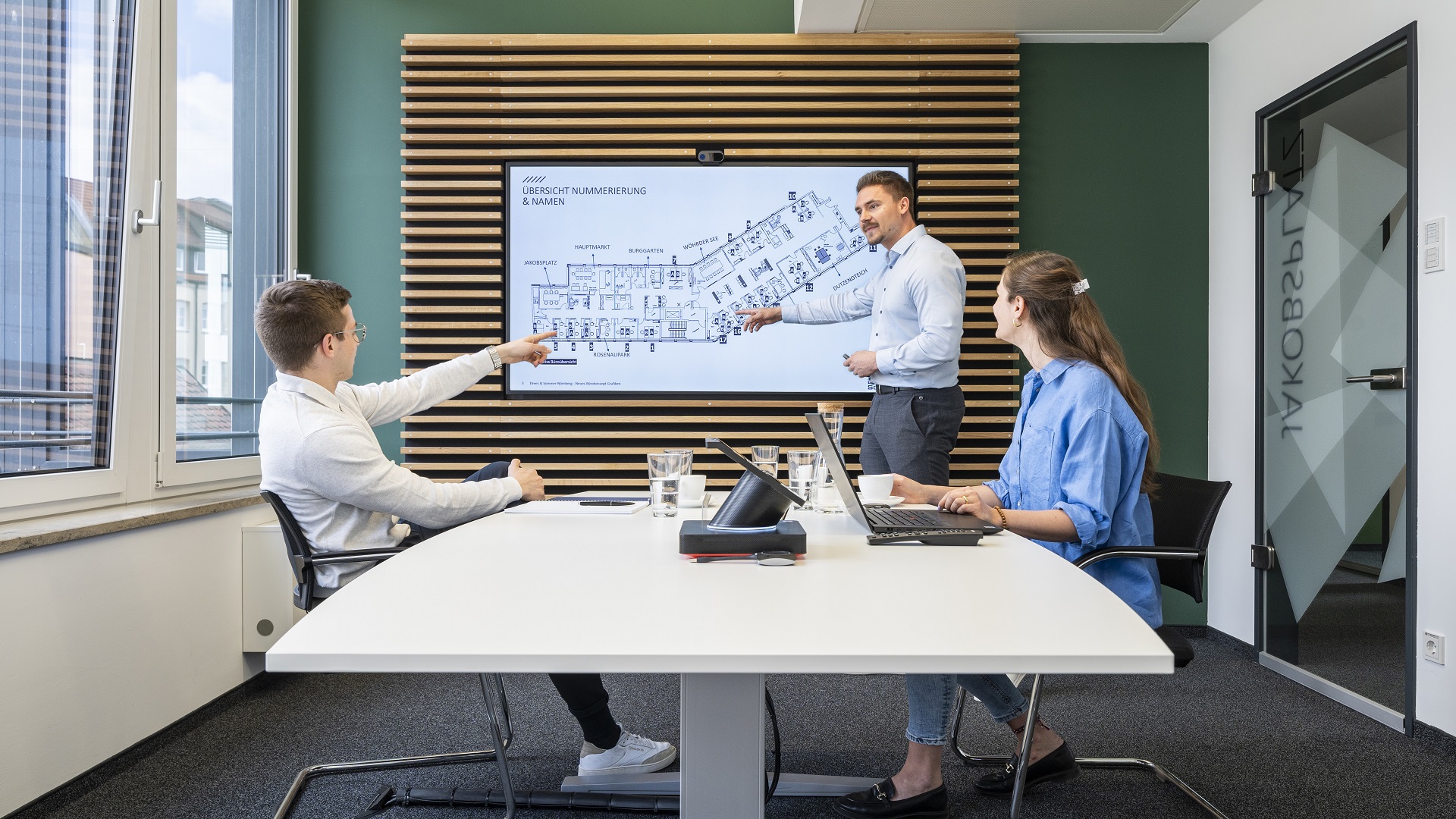 Bürogestaltung mit Beispielcharakter: Drees & Sommer stellt Umbau der Arbeitswelten am Standort ...